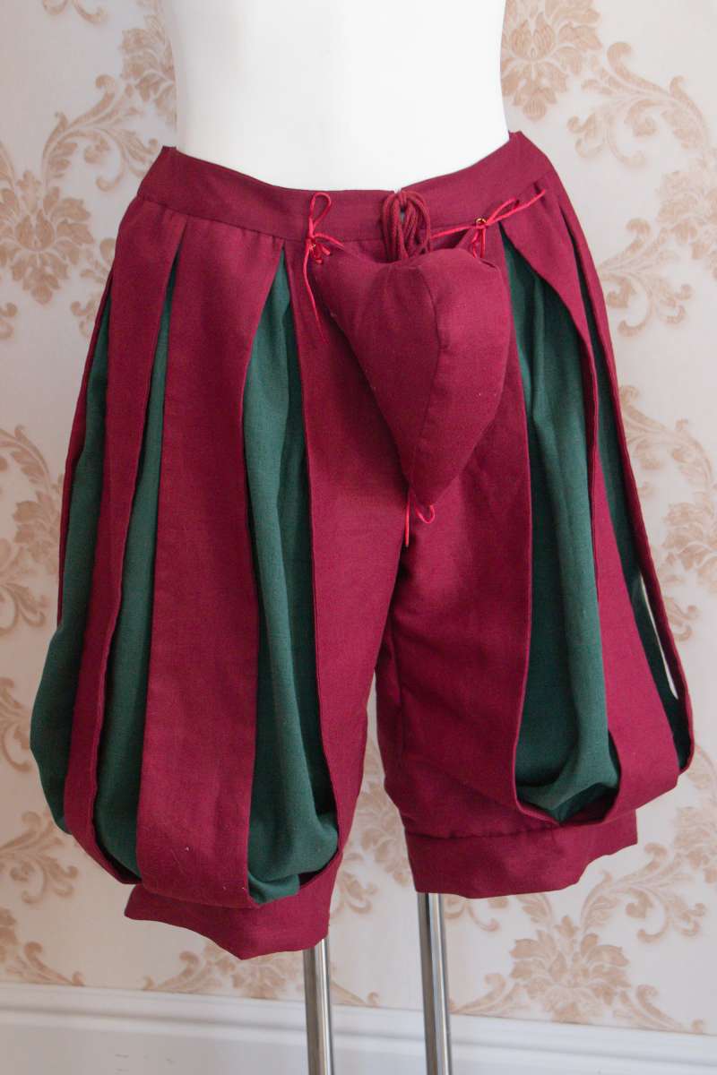 geschlitzte Hose für Renaissance oder Tudor | Gewandfantasien